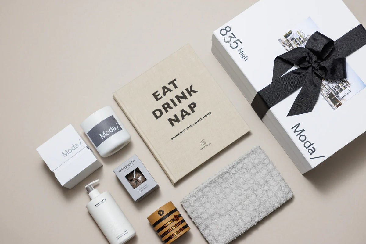 Branded Corporate Gift Hampers Advance Your Business | The It Kit