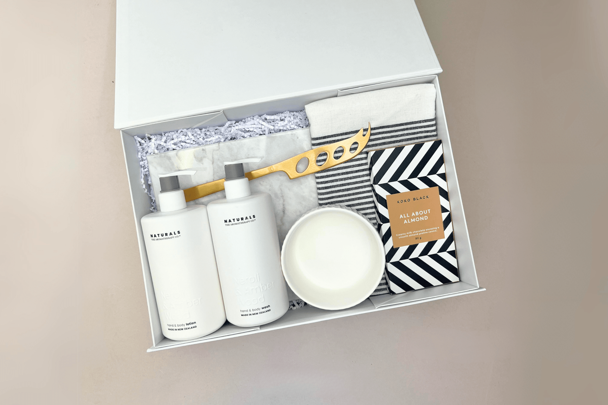 SETTLEMENT GIFTS & HAMPERS – The It Kit